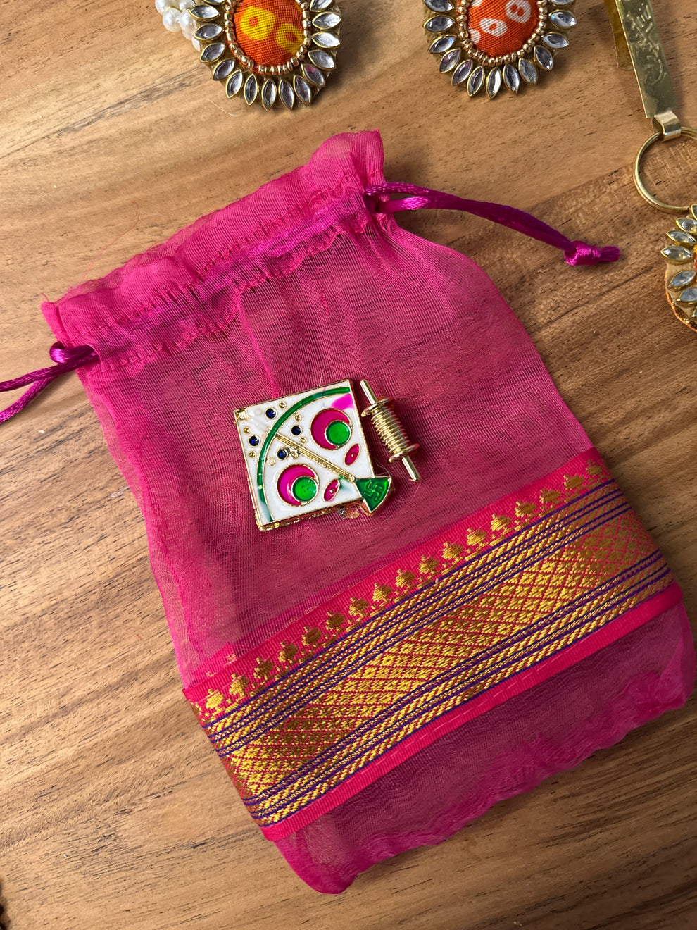 Lohri / Sankranti Gift Hamper – Regalia Ornaments