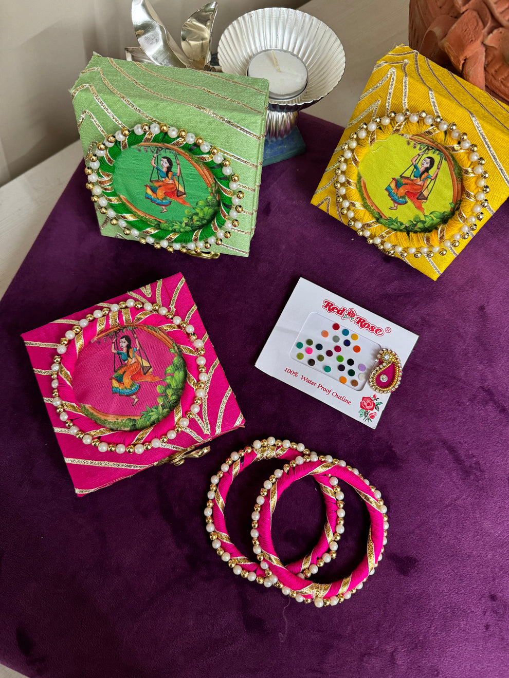 Teej Hamper – Regalia Ornaments