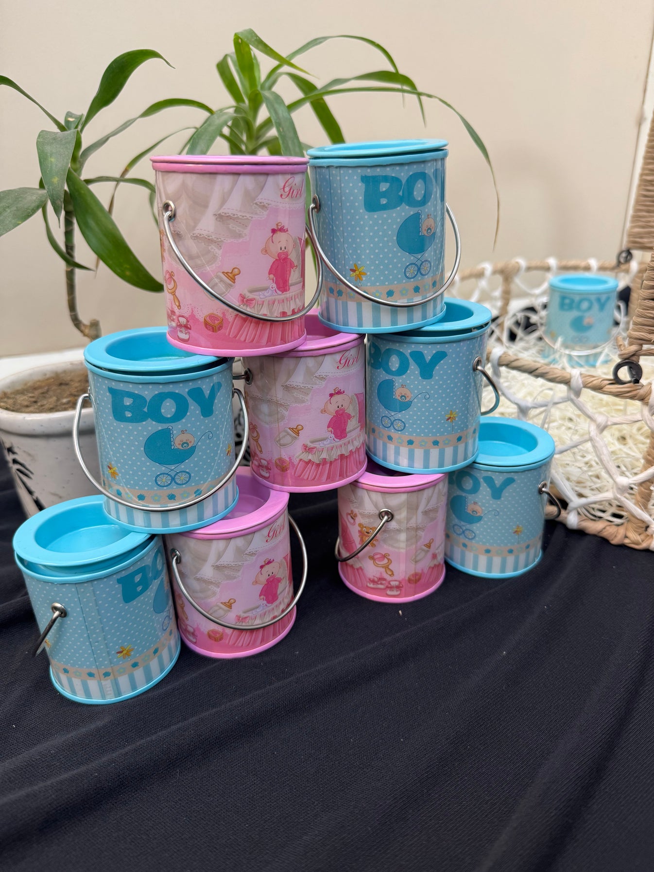 Baby Shower Container – Regalia Ornaments